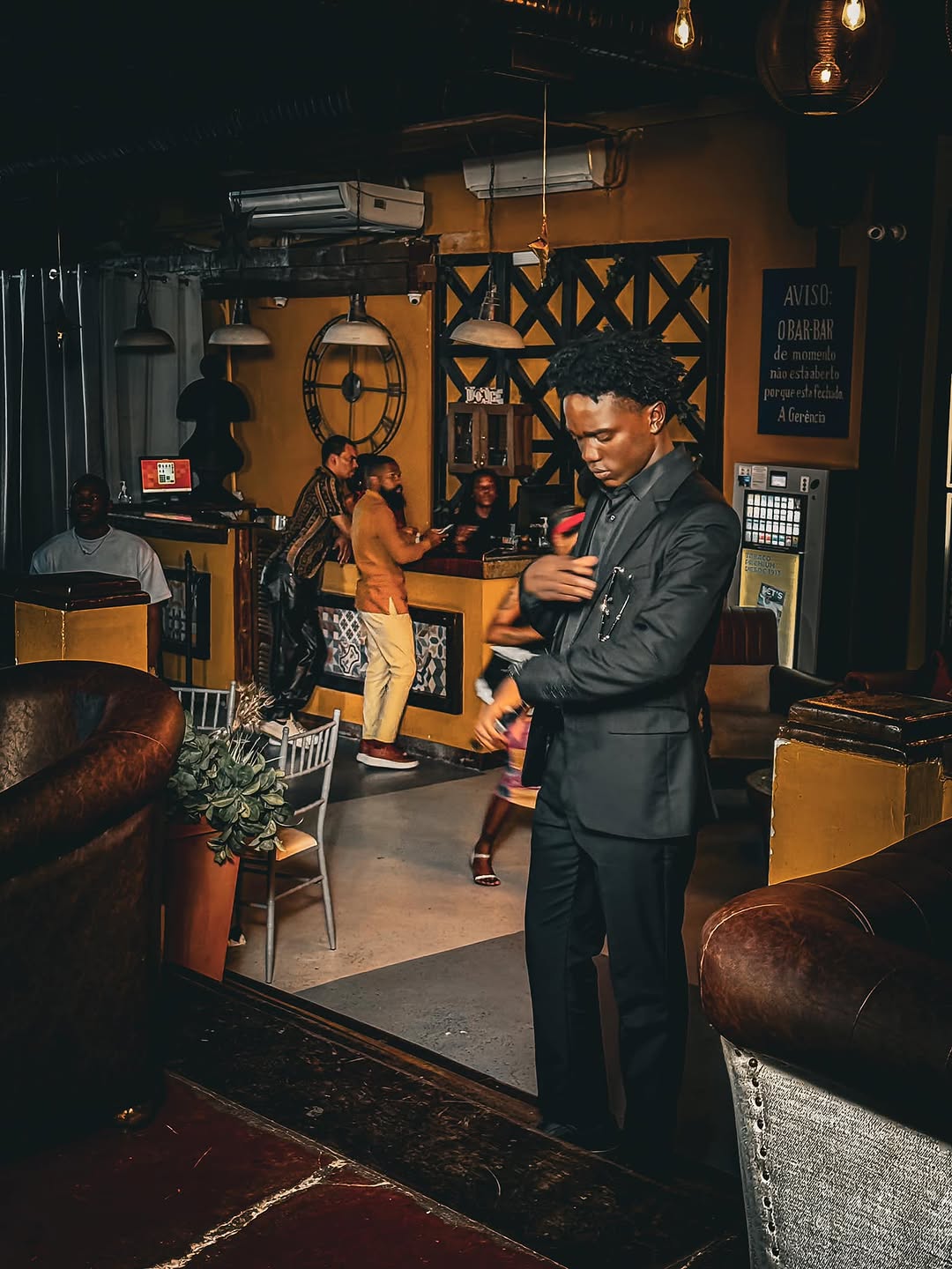 Mano Chaba, Ícone do Kuduro, Morre em Afogamento na Ilha de Luanda ...